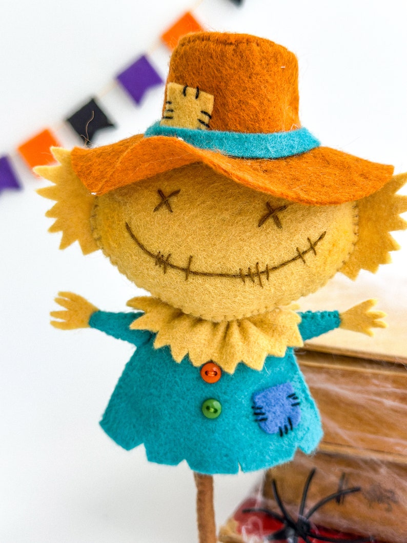 Halloween Felt Scarecrow Ornament, Halloween Decor, Halloween Ornament ...