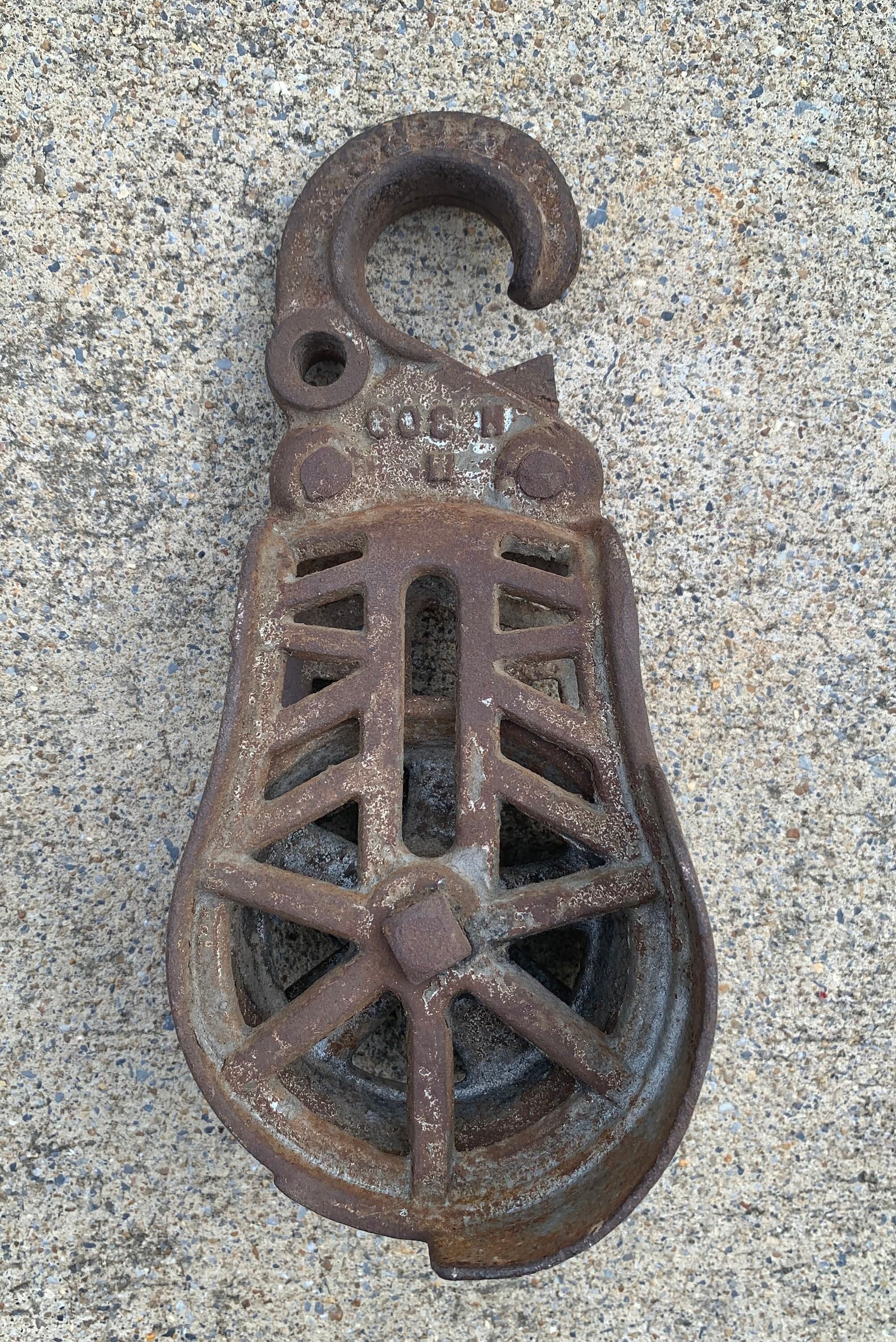 Vintage Cast Iron Barn Pulley - Etsy