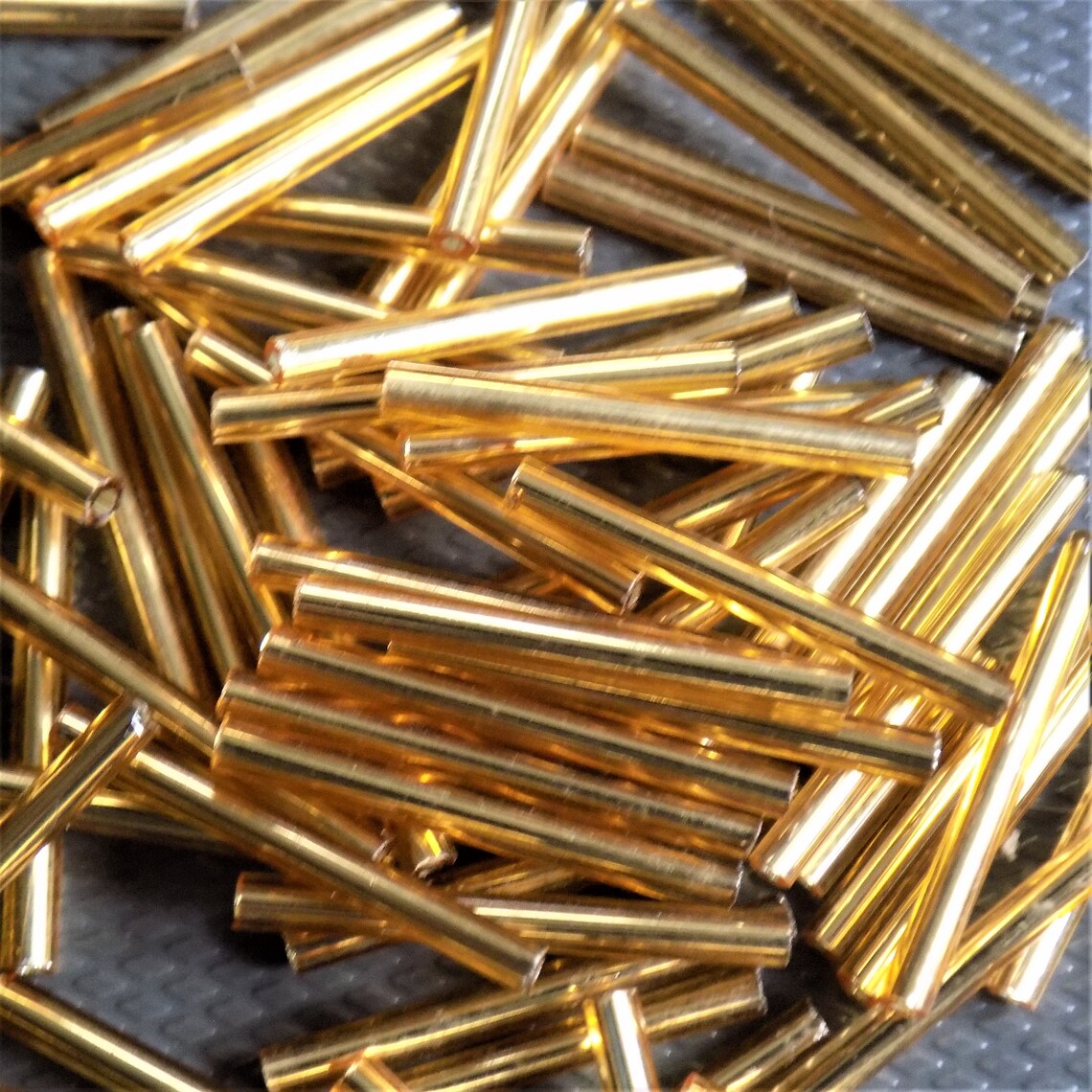 100 x 20mm Gold Glass Bugle Beads. Extra Long 20mm Gold Bugle | Etsy