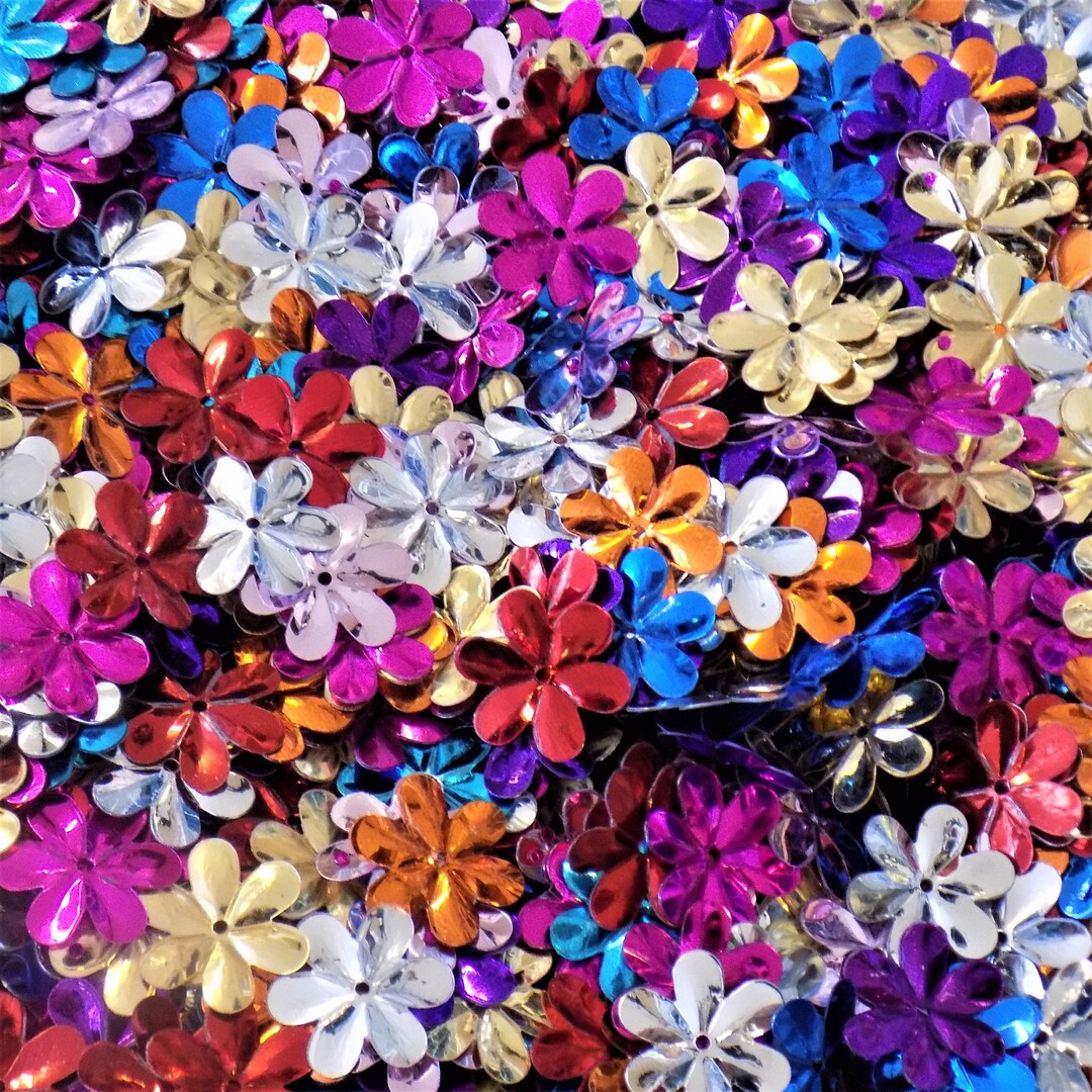 150 X Mixed 15mm Flower Sequins . Mixed Colour Flower Sequins. Sew on ...