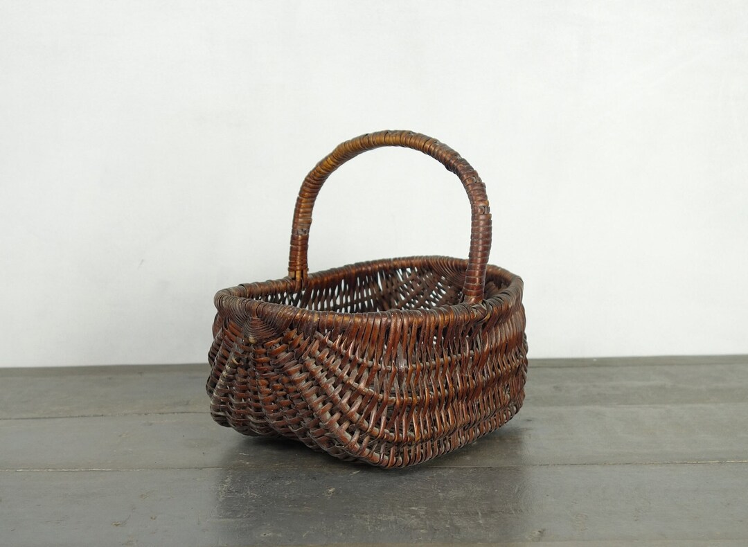 French Vintage Small Rattan Basket Farmhouse French Country - Etsy