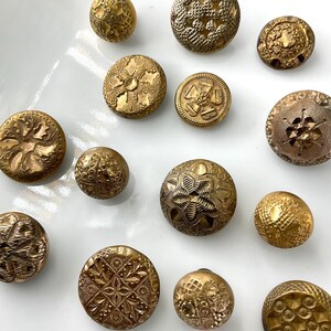 Lot of 15 Antique Gilt Golden Age Buttons Old Variety Victorian Small ...