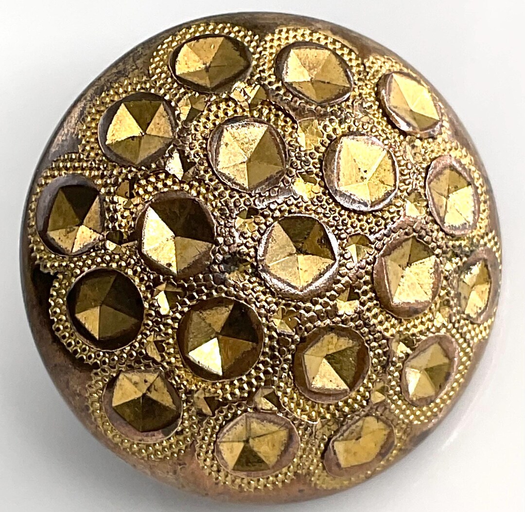 Unusual Medium Size Antique Gilt Antique Button Old Victorian Robinson ...