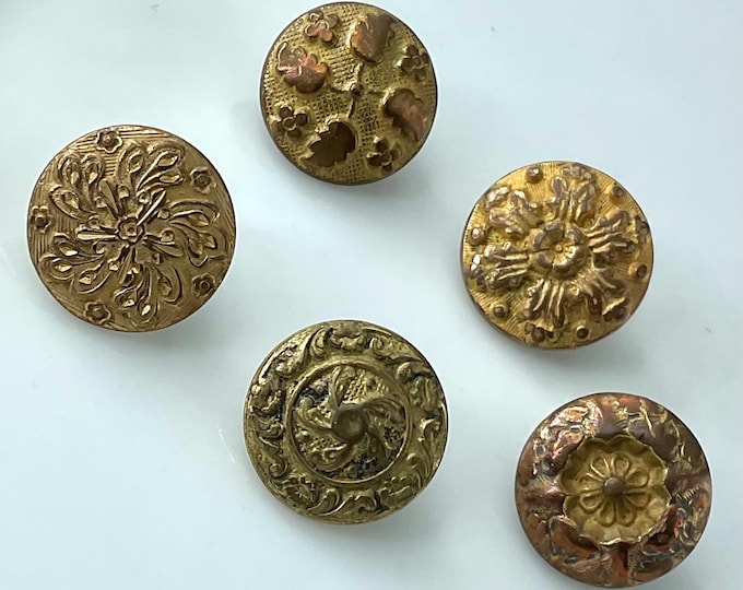 Lot of 15 Antique Gilt Golden Age Buttons Old Variety Victorian Small ...