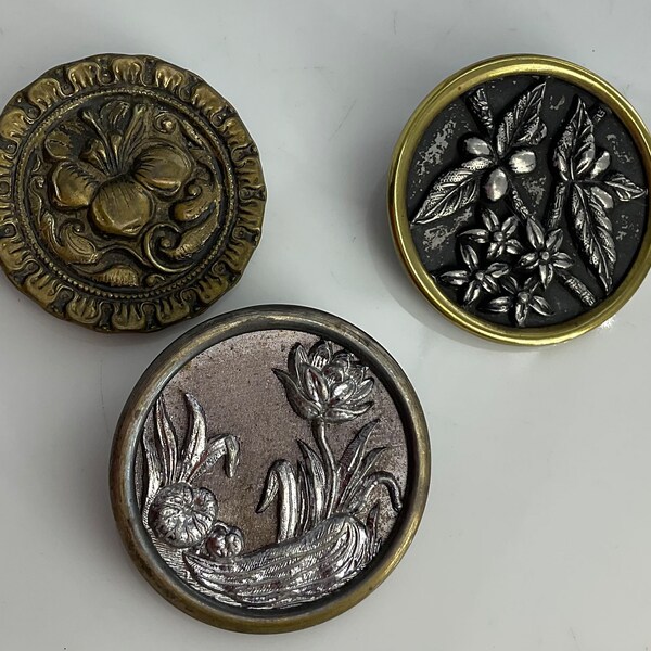 Large Antique Buttons - Etsy