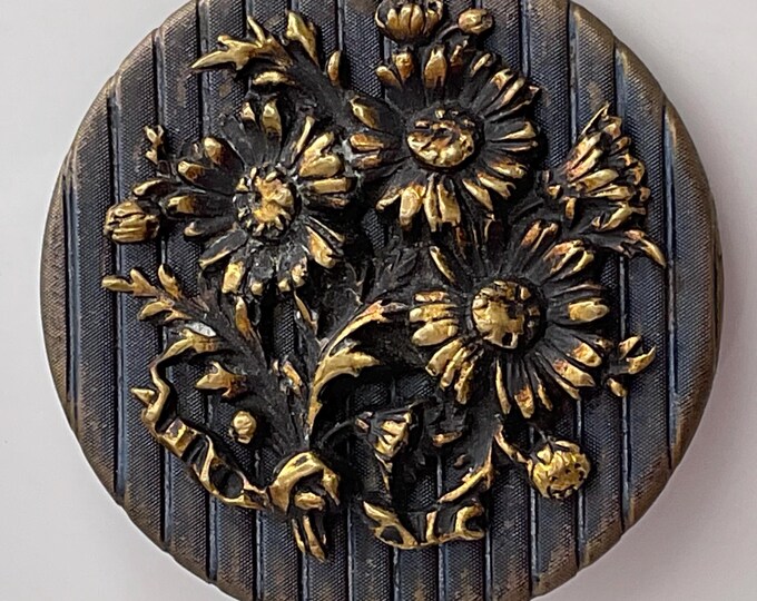 Large Victorian Metal Antique Daisy Flowers Old Floral Button Daisies ...