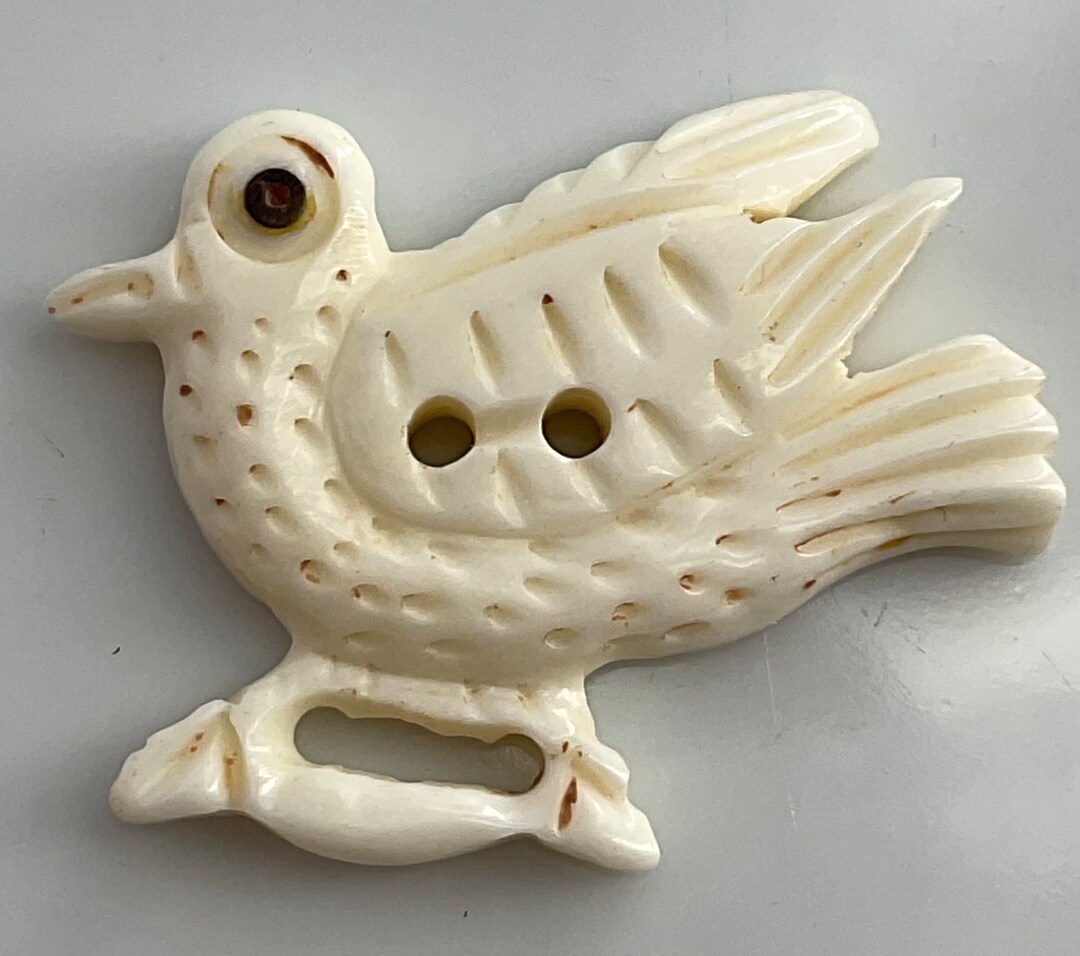 Large Bird Carved Vintage Novelty Button Realistic Shape - Etsy