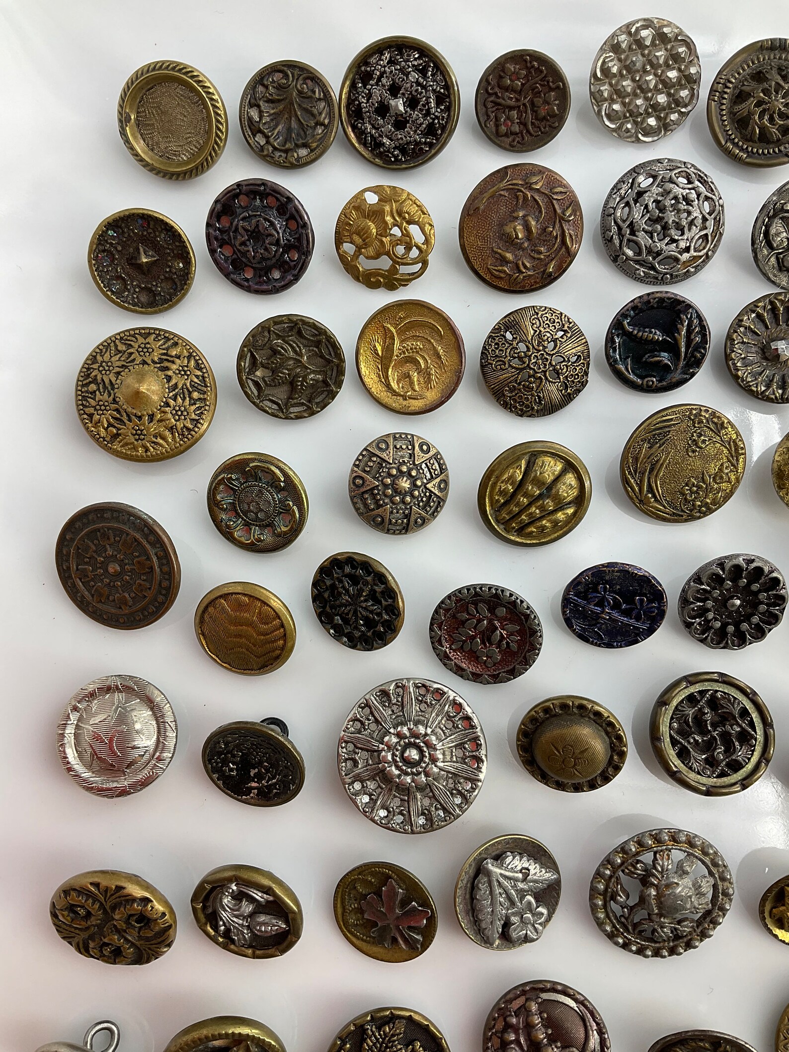 Lot 100 Antique Small Metal Buttons Old Variety Tints Flowers - Etsy