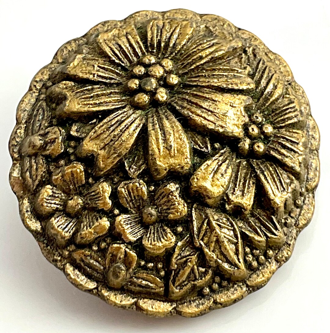 Large Golden Flower Vintage Button Old Floral Backmark - Etsy