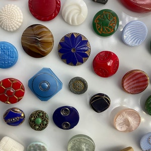 Lot 60 Vintage Medium Small Size Colorful Glass Buttons Shapes Variety ...