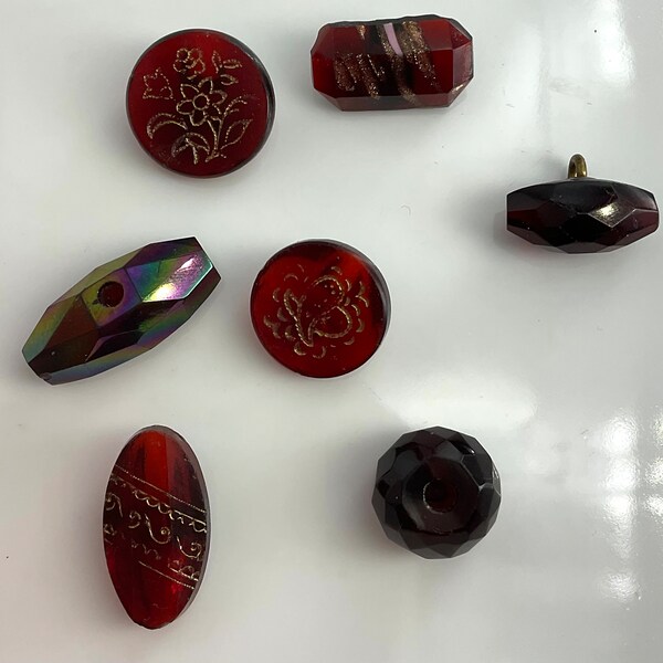 Antique Red Glass Buttons - Etsy