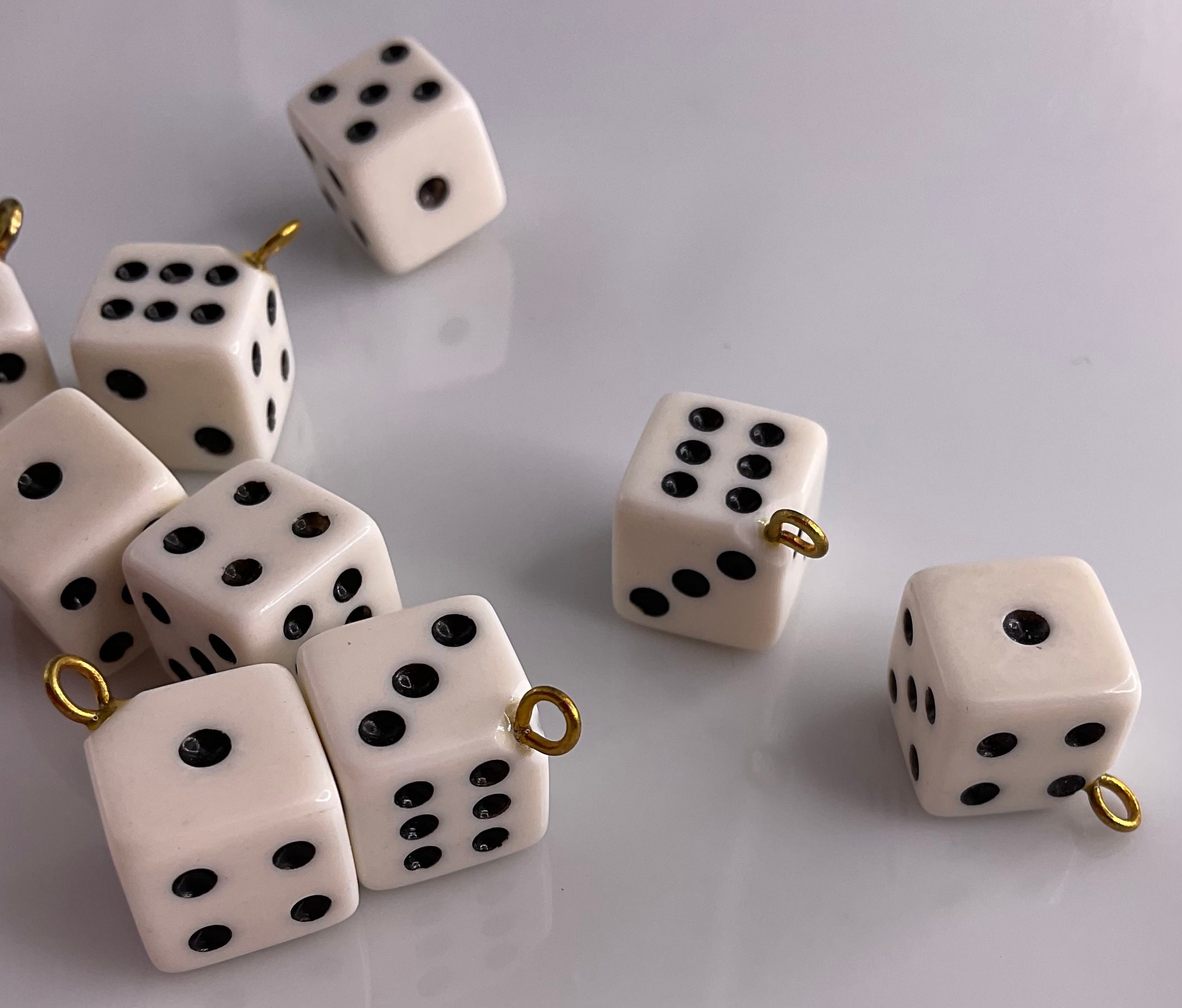 Set 10 Small Dice Novelty Buttons Realistic Shape Vintage Gambling ...