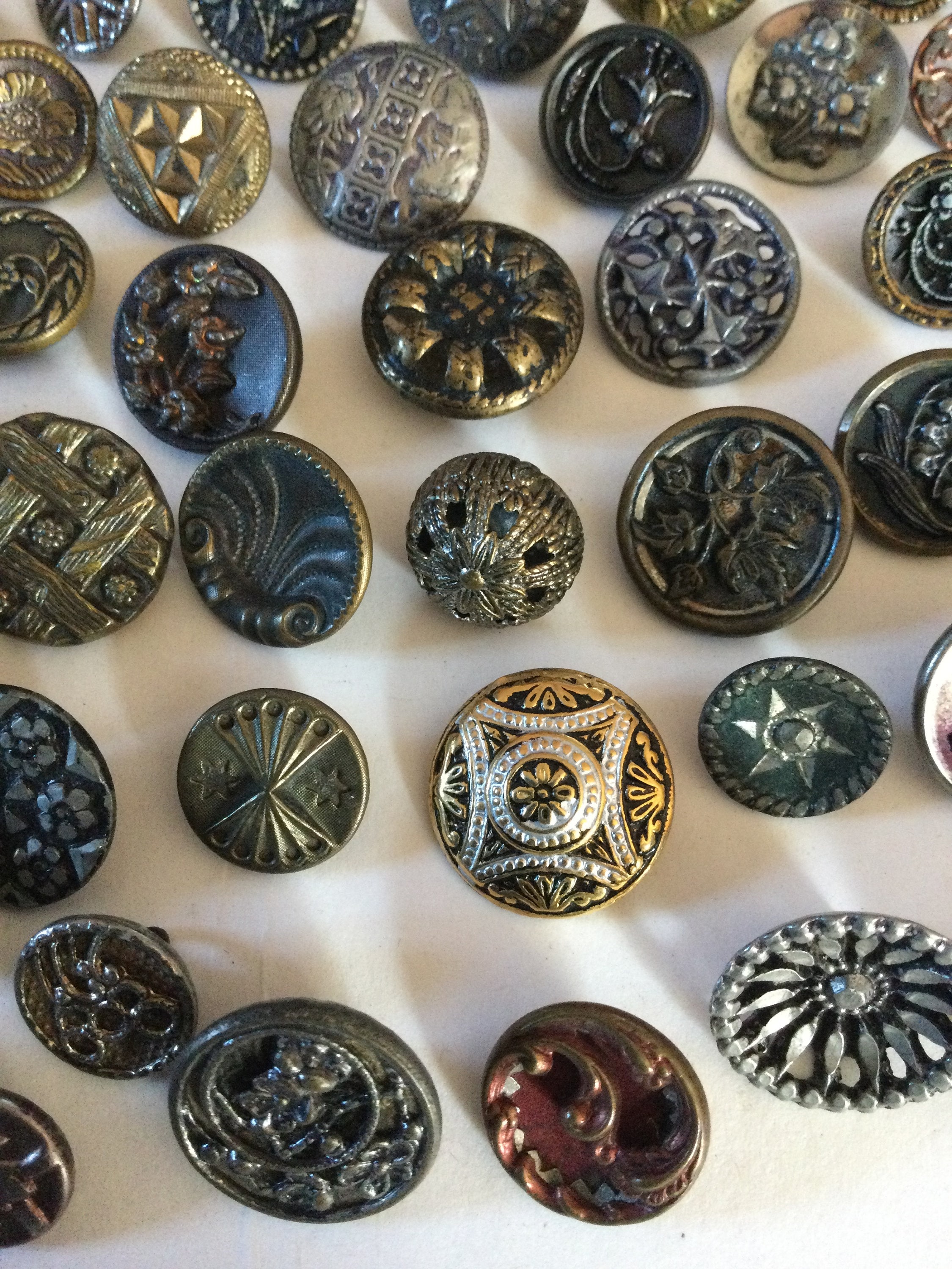 Lot 100 Antique Small Metal Buttons Old Variety Tints Flowers | Etsy