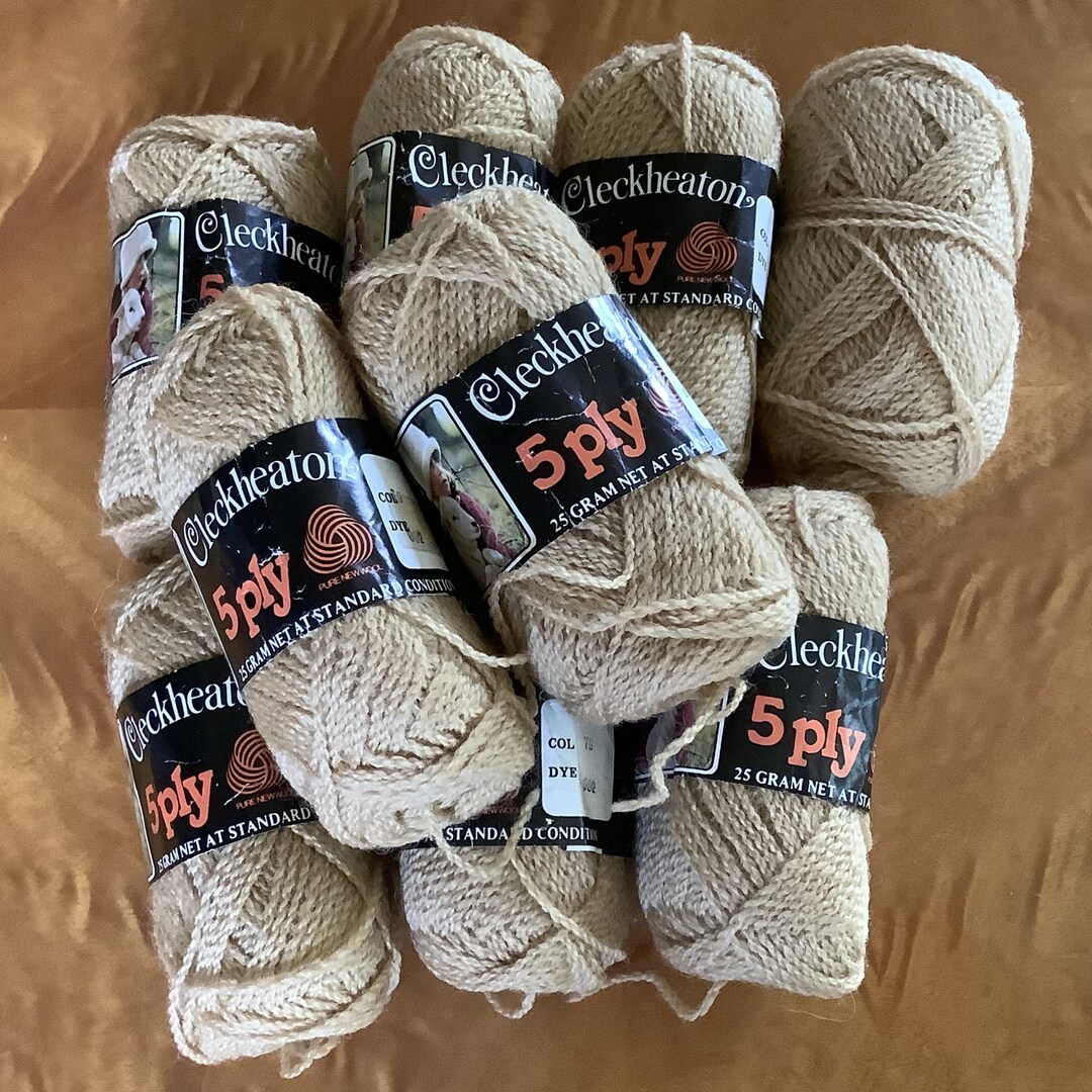 Cleckheaton Vintage 5 Ply Pure Wool Yarn, 25 Gram X 8 Labelled Balls 1 ...