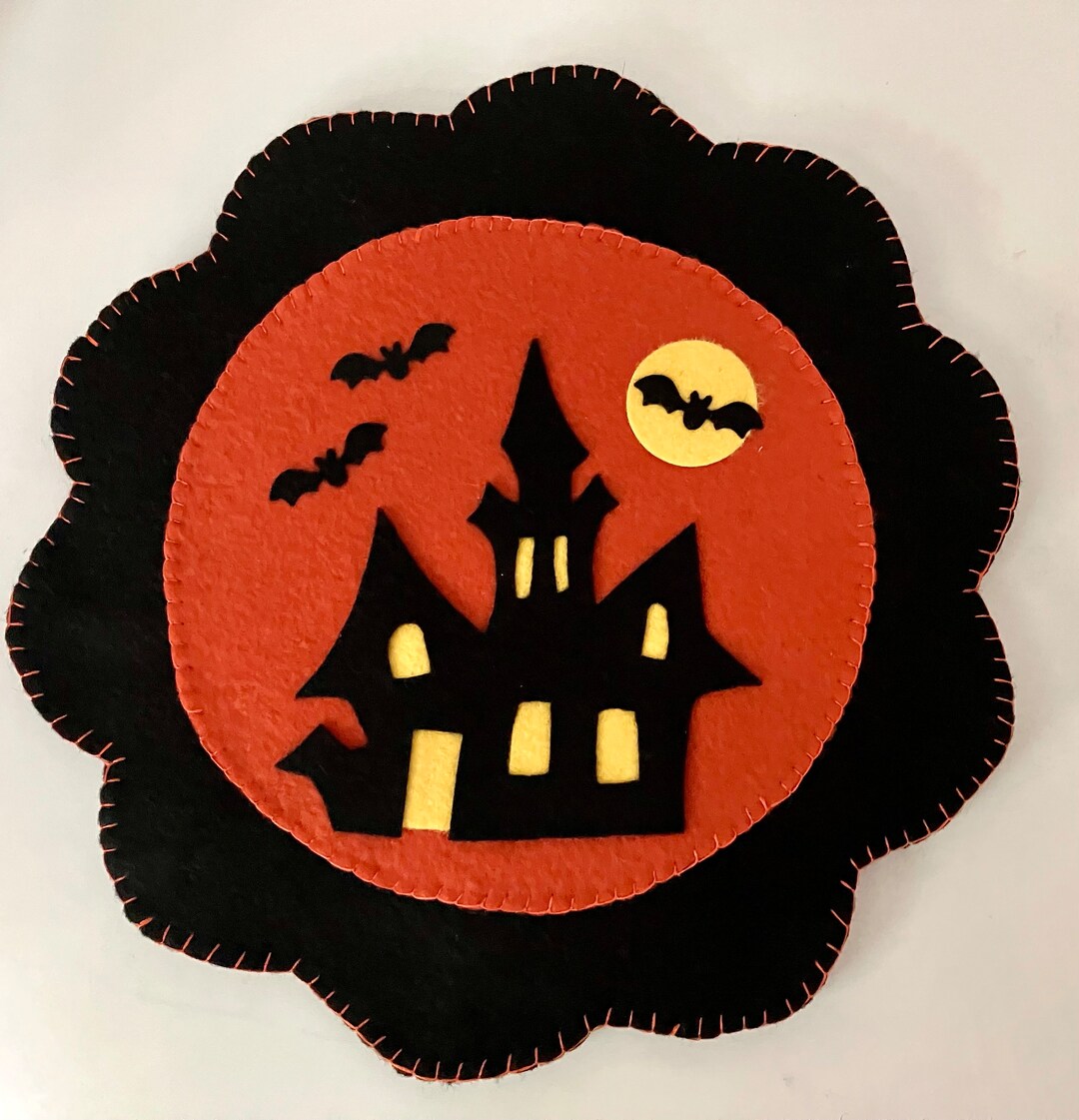 Haunted House Halloween 12" Penny Rug Table Topper - Etsy