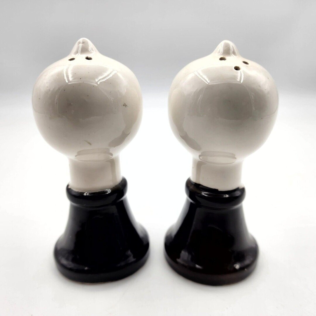 Vintage Thomas Edison Winter Home Bulb Salt & Pepper Shaker Set Ceramic ...