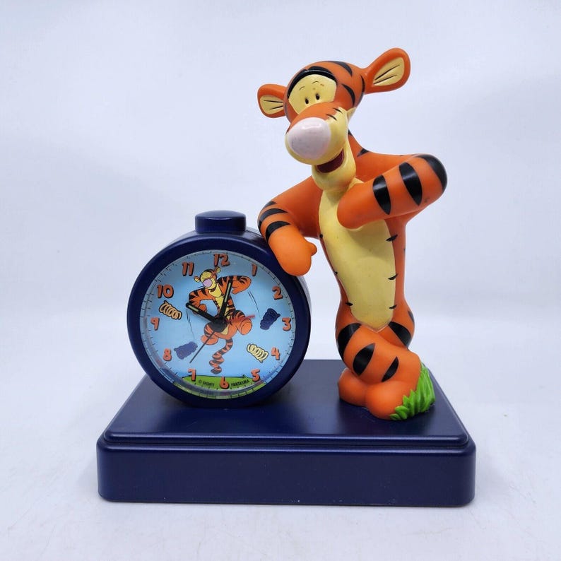 Disney Winnie the Pooh Tiger Talking Alarm Clock 8.25 in Vintage ...