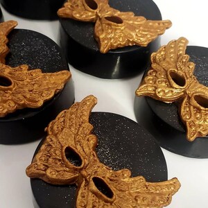 Masquerade Chocolate Covered Oreo Cookies. Masquerade Oreo Cookies ...