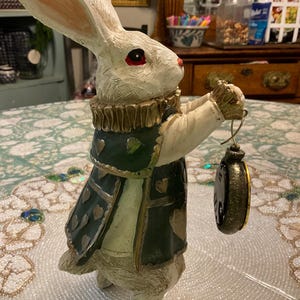 VICTORIAN VINTAGE RABBIT Bunny Figurine 10 Inches Height Resin Clock ...