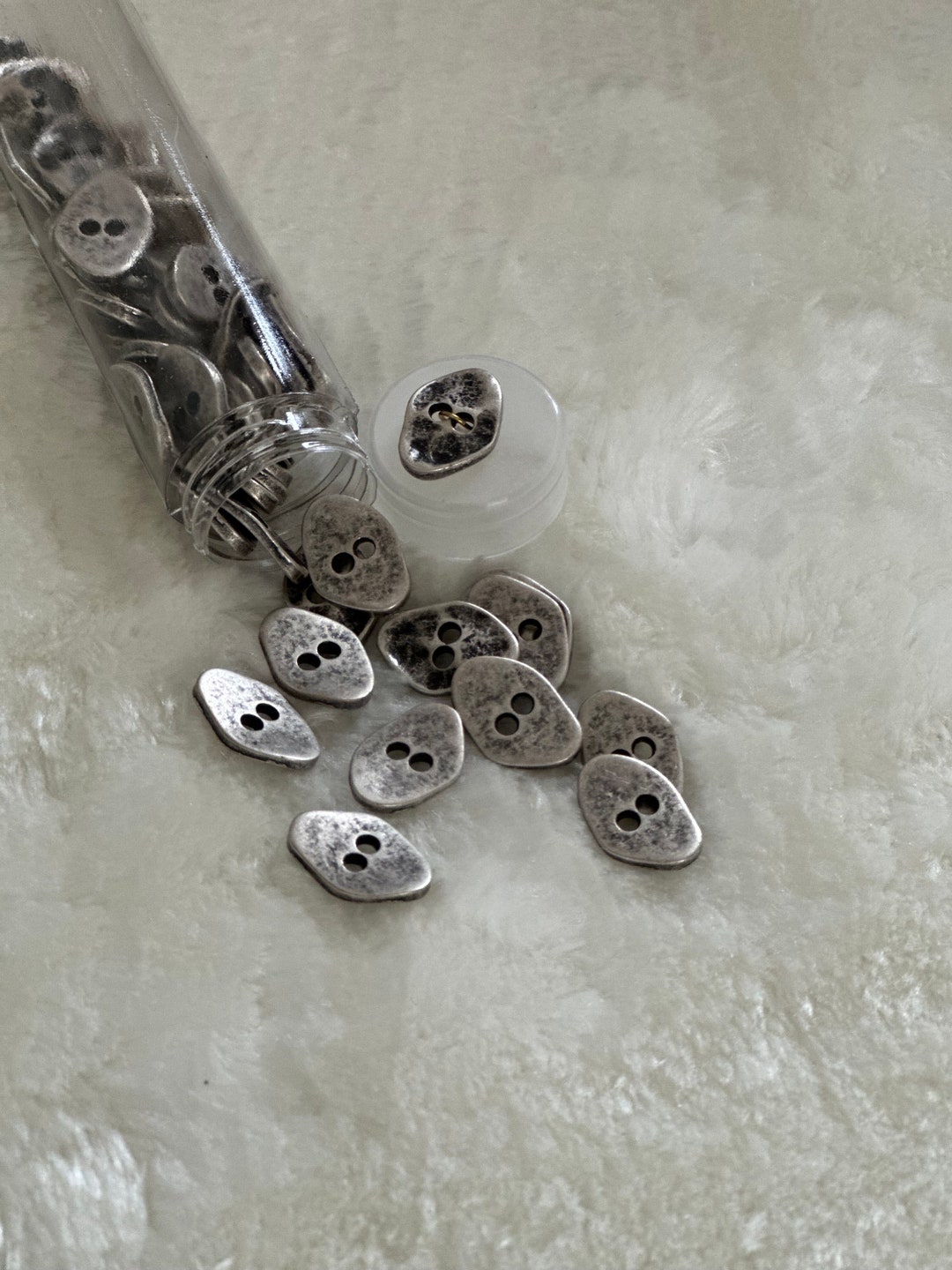 Drops Silver Diamond Shaped Buttons 20mm - Etsy