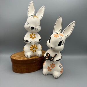 Native American Pottery Bunny Rabbits Signed by Artist S. Chino of ...