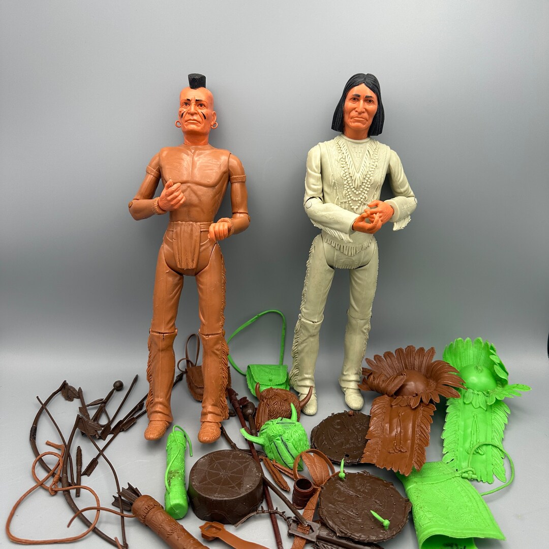 Marx Fighting Eagle & Geronimo Action Figures, Vintage some Accessories ...