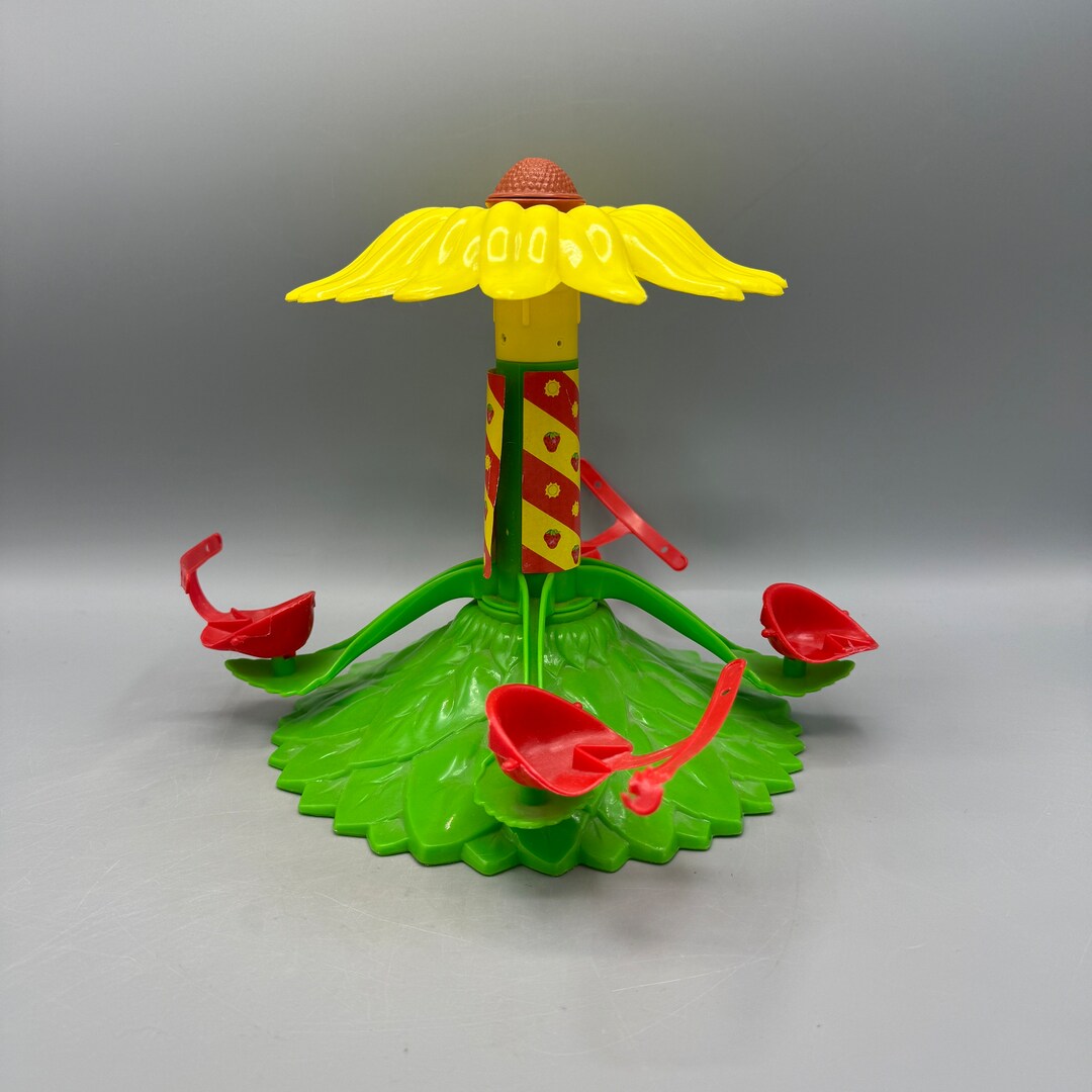 Strawberry Shortcake Carousel Swing Spinner Toy, Vintage (one Seat ...