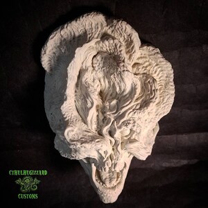 Clicker Carnivorous Fungus Version 2. A 1/3rd Scale Unpainted Resin ...