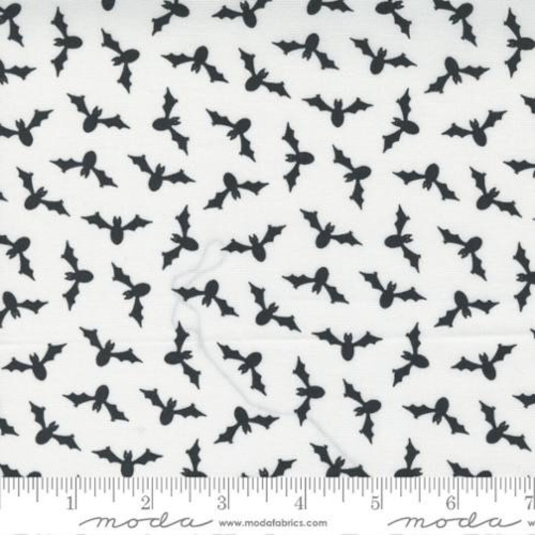 Too Cute to Spook Fabric, Bats Fabric, Moda Fabrics, 22423 14, Quilt ...