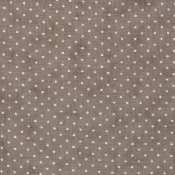 Moda Essential Dots Dove Dots Fabric 8654 123 Quilt | Etsy