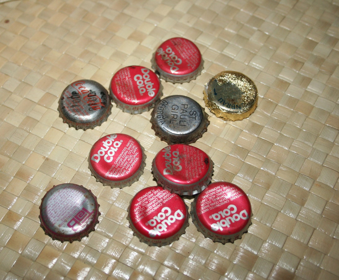 Vintage Bottle Caps, Lot of 10 Rustic Soda Caps, Craft Supply, Mixed ...