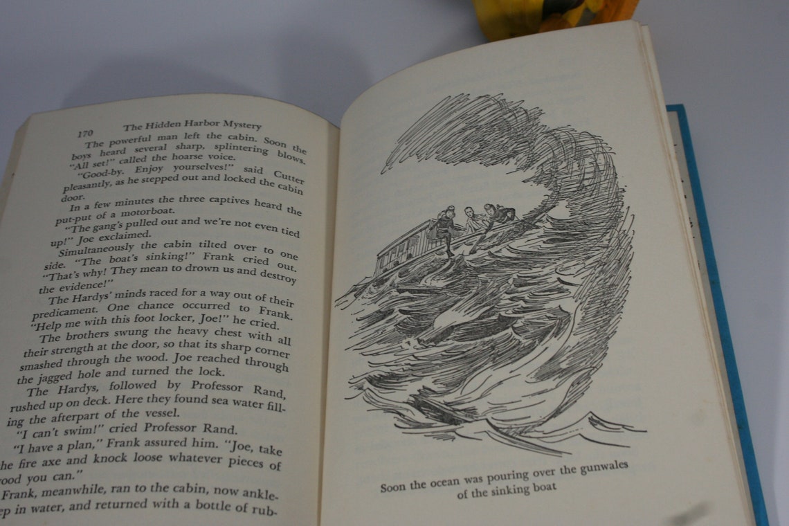 The Hidden Harbor Mystery 1961 Hardy Boys Mystery Story by | Etsy