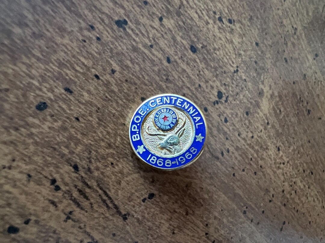 BPOE Centennial Anniversary 1868-1968 Elk Pin Gold Navy Circle Red Star ...