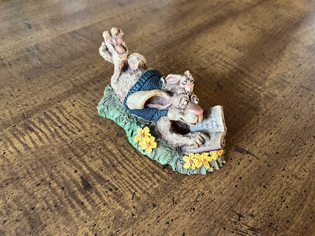 Frumps Henry and Hoppy Rabbit Figurine D and D Studios D. Harris 1989 ...