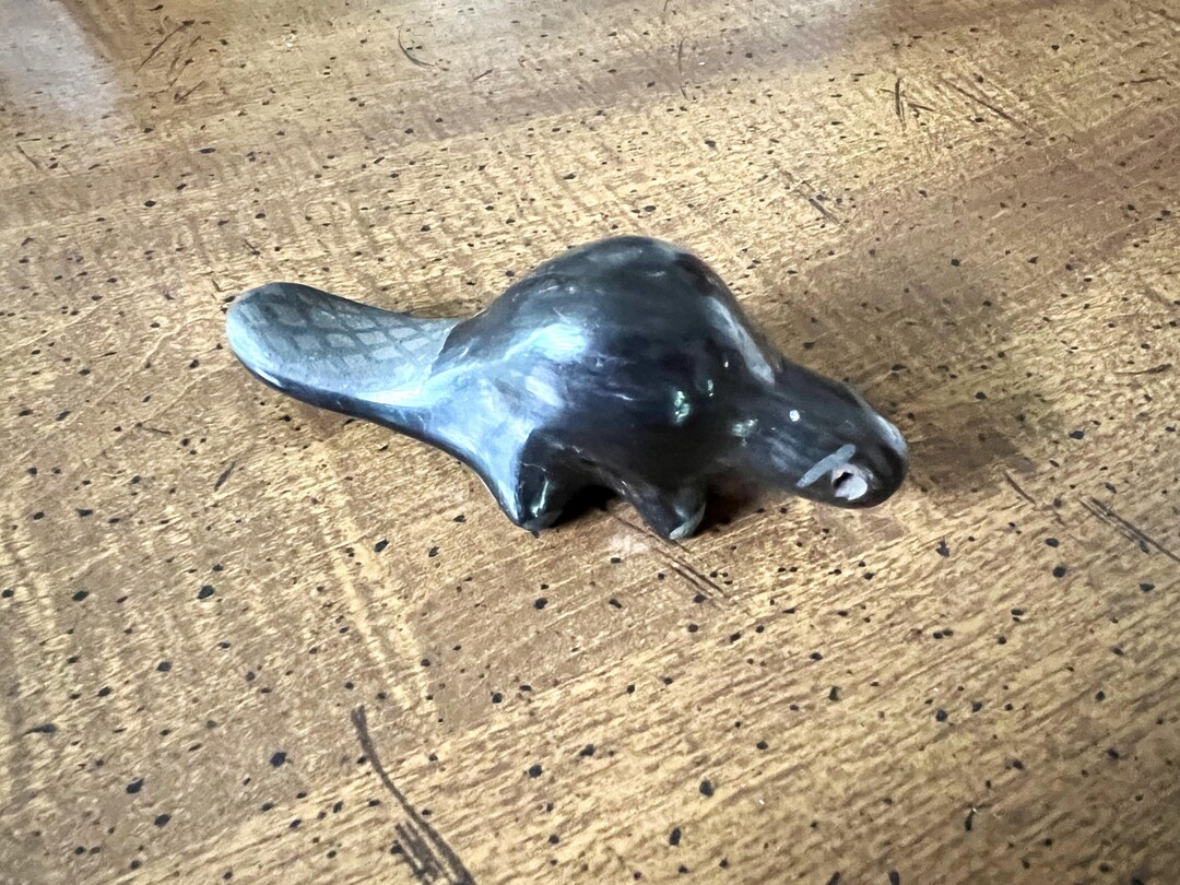 Black Pearlite Beaver Stonecraft Canadian Inuit Figurine - Etsy