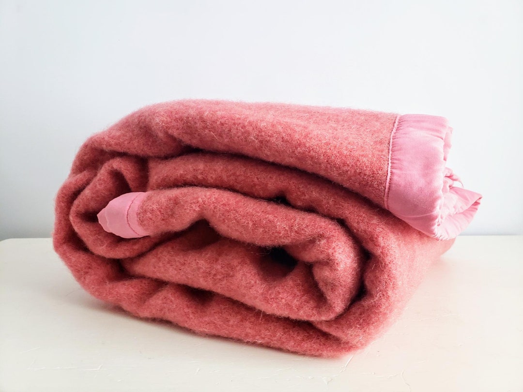 Pure Wool Blanket, Made in Canada, Avonmore by T. Eaton, Old Pink - Etsy