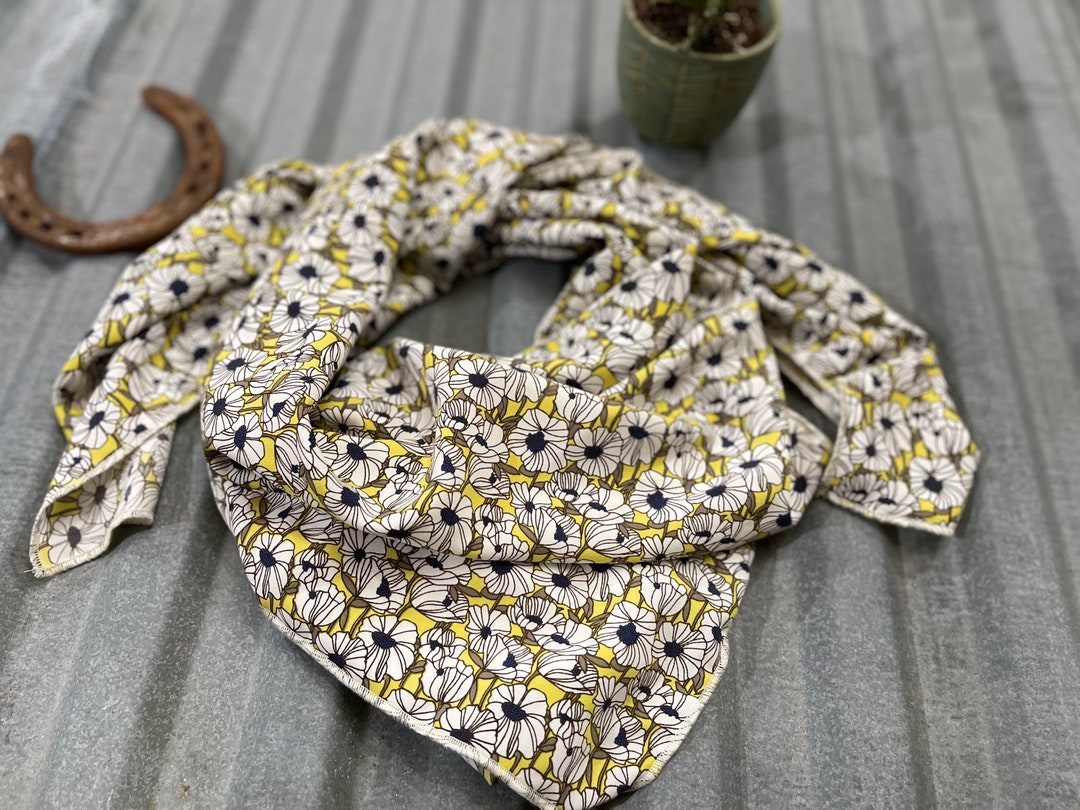 Yellow Pansy Wild Rag/mini Wild Rag - Etsy