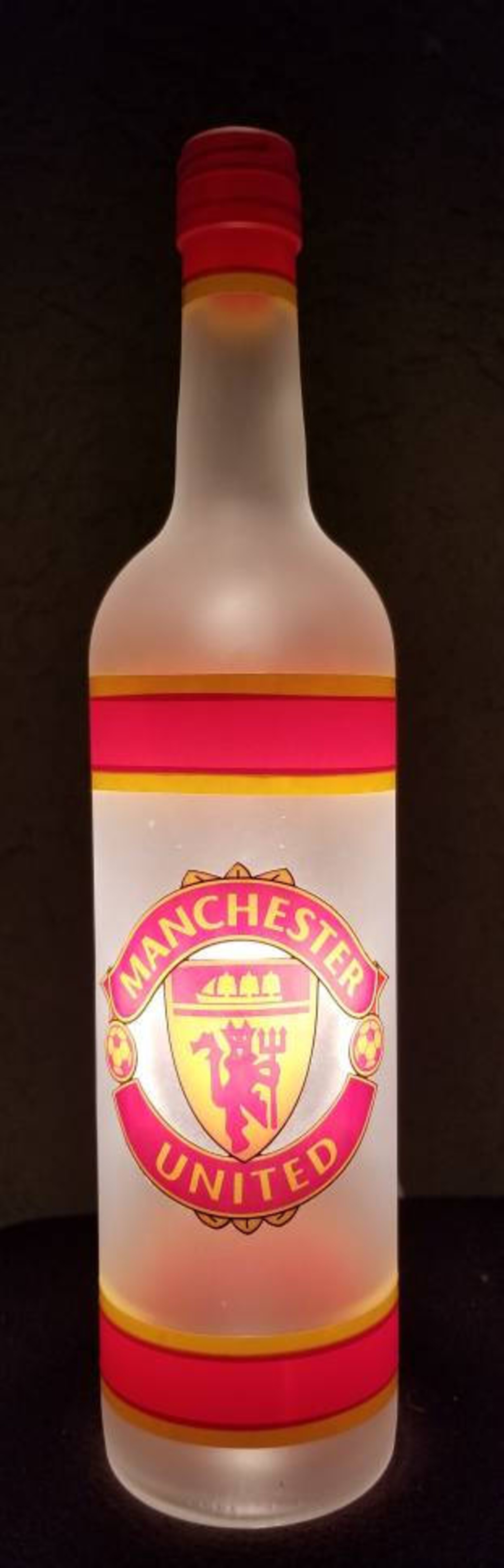 Handcrafted Small Manchester United FC Wine Bottle Lamp 750 ml | Etsy