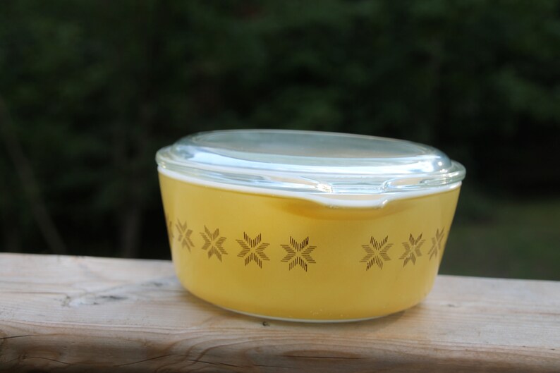 Vintage Pyrex Yellow Star Cross Stitch Snowflake 472 1 1/2 Pt - Etsy