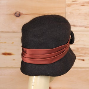 Vintage Women's Boutique Fashion Originals Brown Stylish Retro Hat With ...