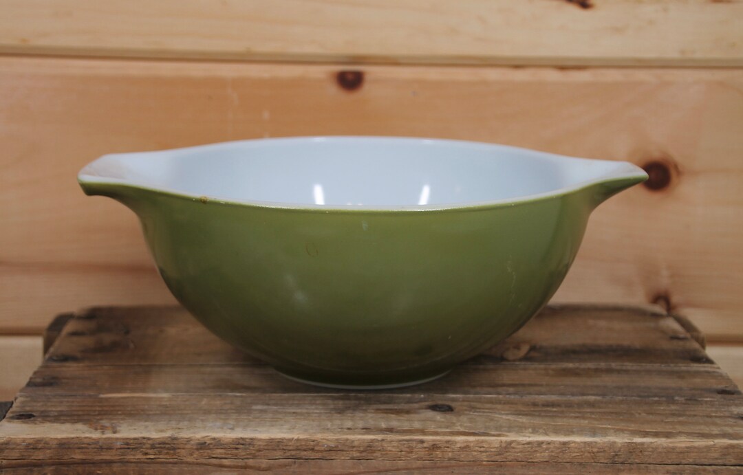 Vintage Pyrex Green Verde Milk Glass Cinderella Mixing Serving Bowl 443 ...