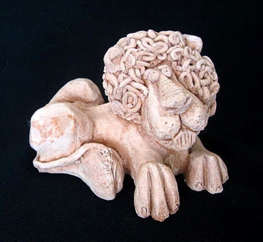 Clogs One Potato Two Potato Lion Figurine 1970s - Etsy