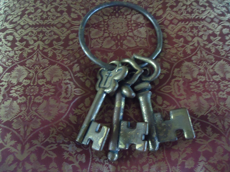 Vintage Large Bronze Skeleton Church Keys on Holder - Etsy