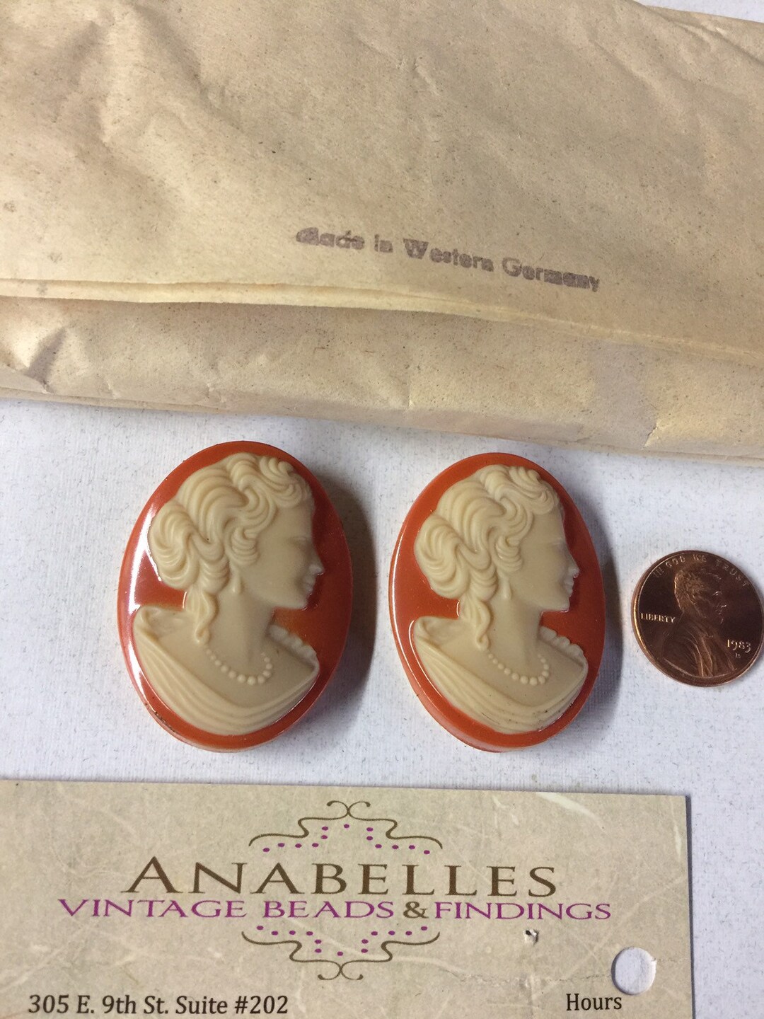 Cameos. NOS. 40x30mm Lovely, Vintage Porcelain Cameos. Sold by Piece ...