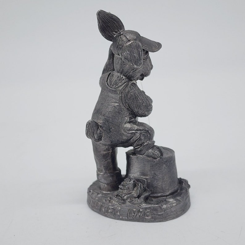 Michael Ricker Pewter Rabbit Figure Playing String 1996 540/3000 VTG 3. ...