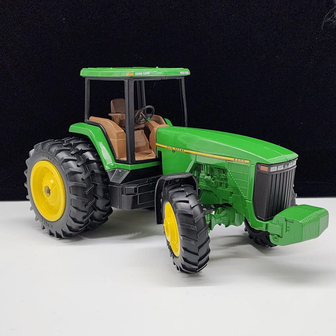 John Deere 1/16 Scale Model Tractor Toy 8400 5786-8415 - Etsy