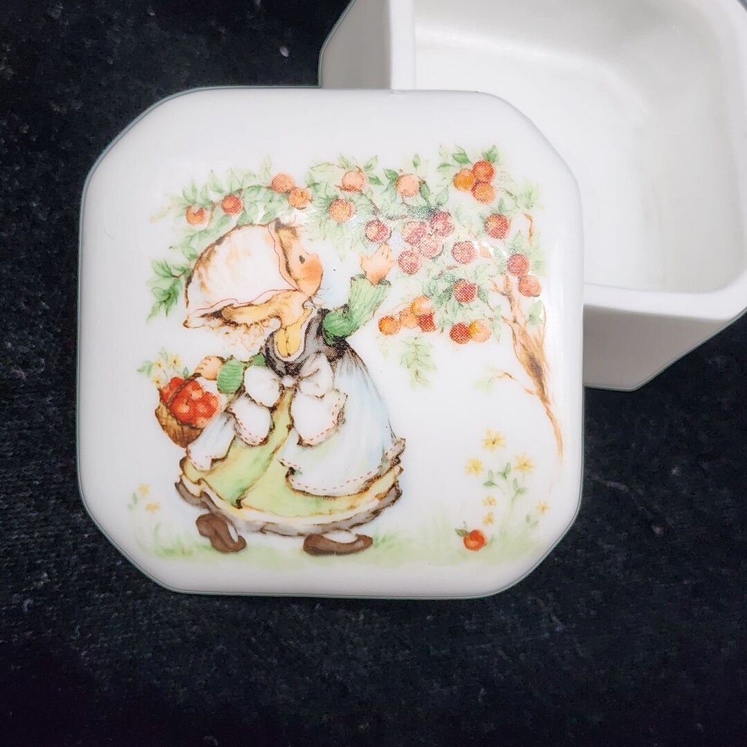 Holly Hobbie Trinket Box - Collectible Porcelain Keepsake Octagon Shape ...