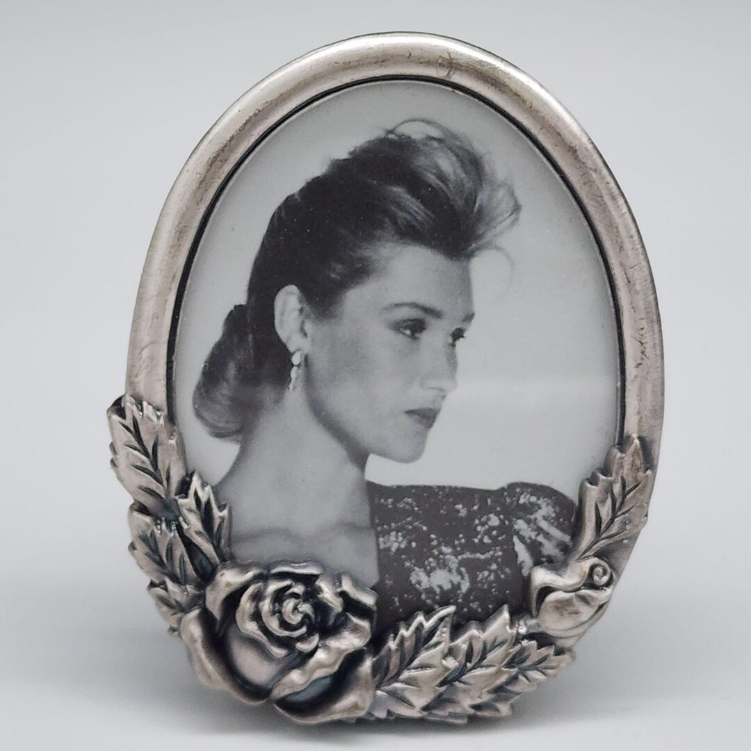 Ornate Vintage Silver Tone Oval Picture Frame With Floral Rose Design ...
