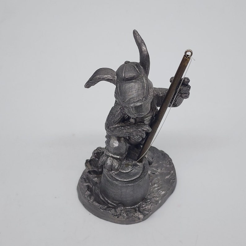 Michael Ricker Pewter Rabbit Figure Playing String 1996 540/3000 VTG 3. ...
