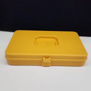 Vintage Wilson Mustard Yellow Plastic Sewing Box Organizer With Hinged ...